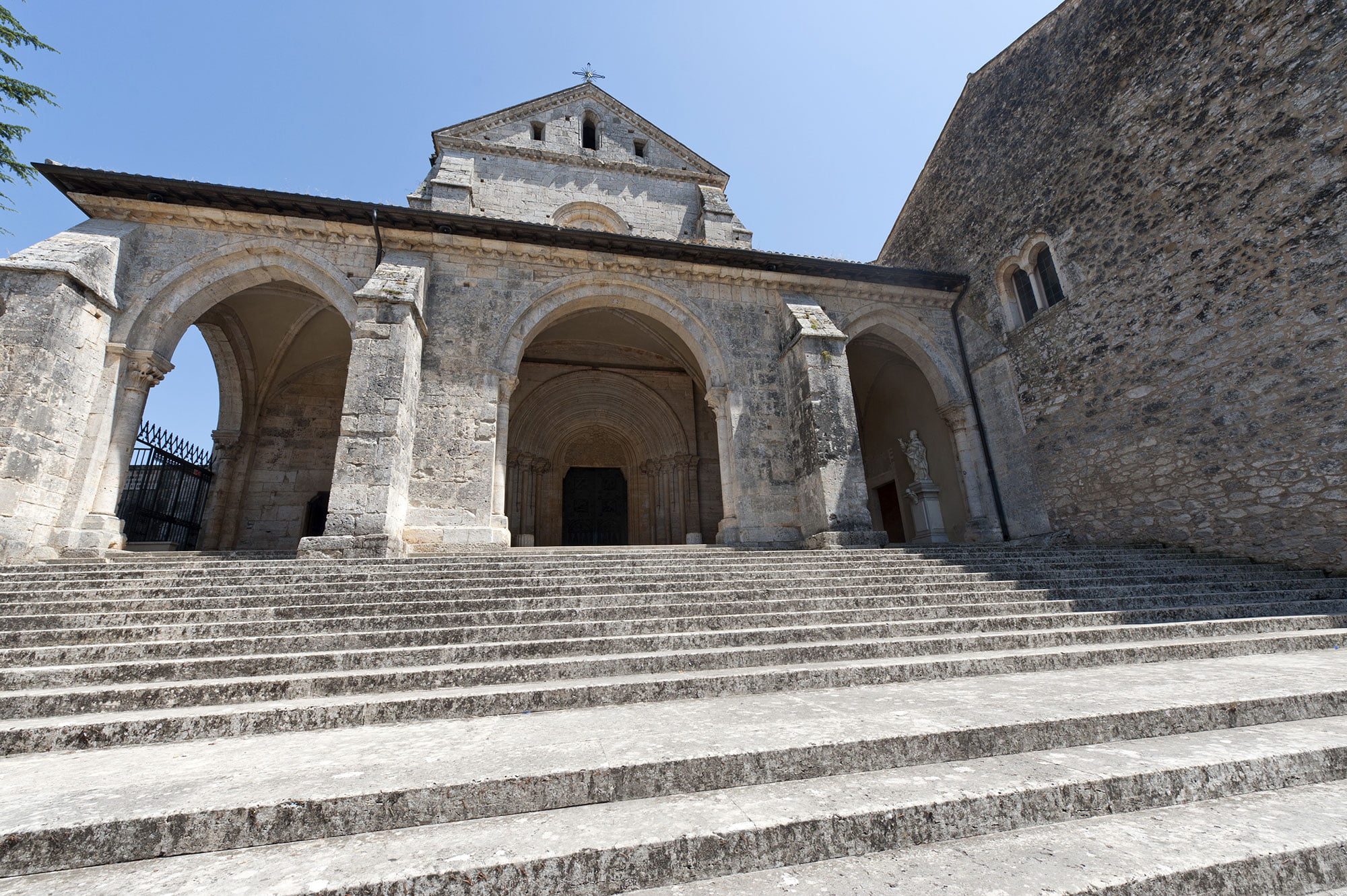 The first Cistercians in Italy - Romamirabilia